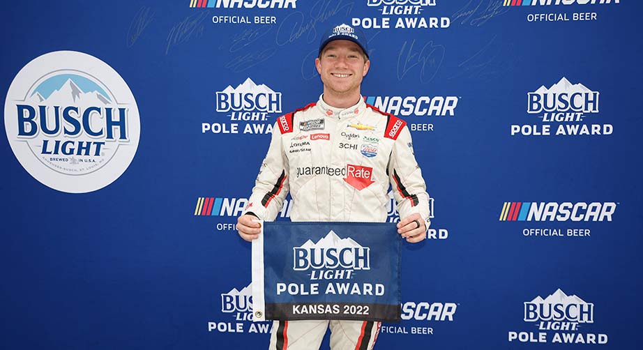 Tyler Reddick soars to Busch Light Pole at Kansas | NASCAR