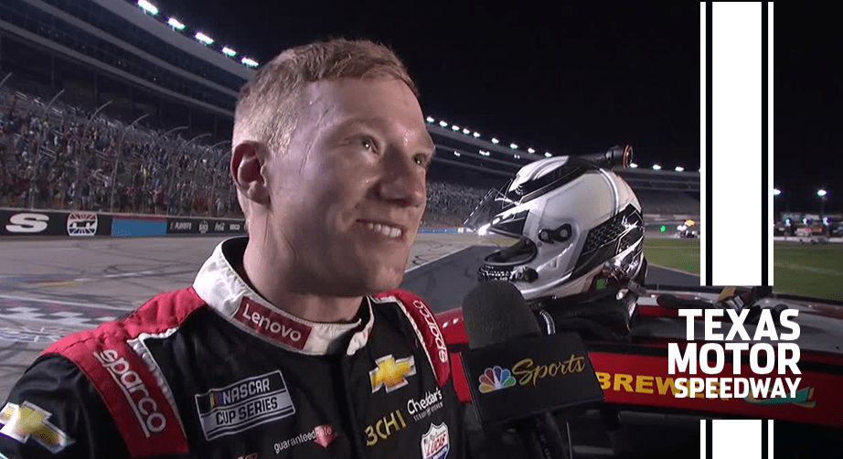 Reddick celebrates his Texas win, salutes the fans