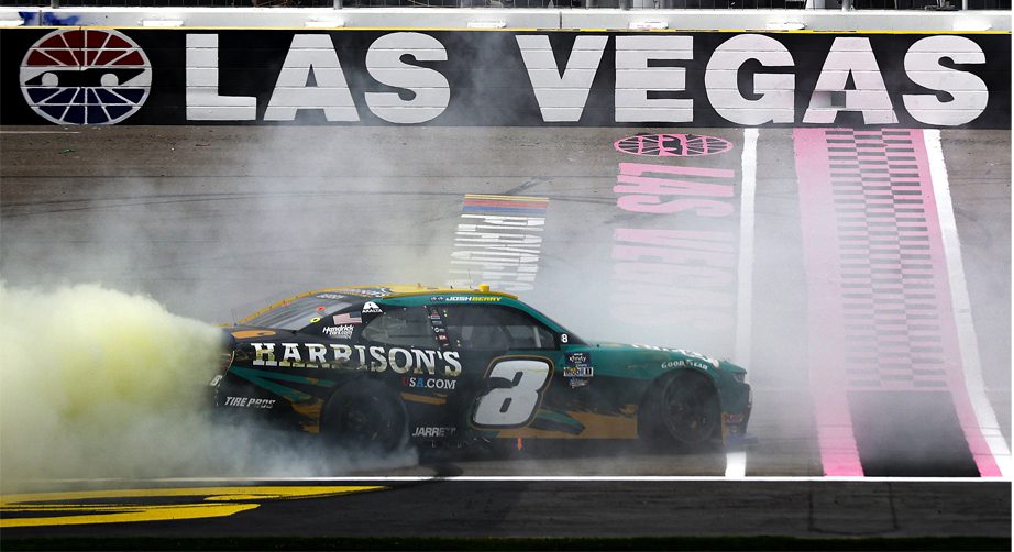 Berry wins at Vegas, punches ticket to Championship 4 | NASCAR