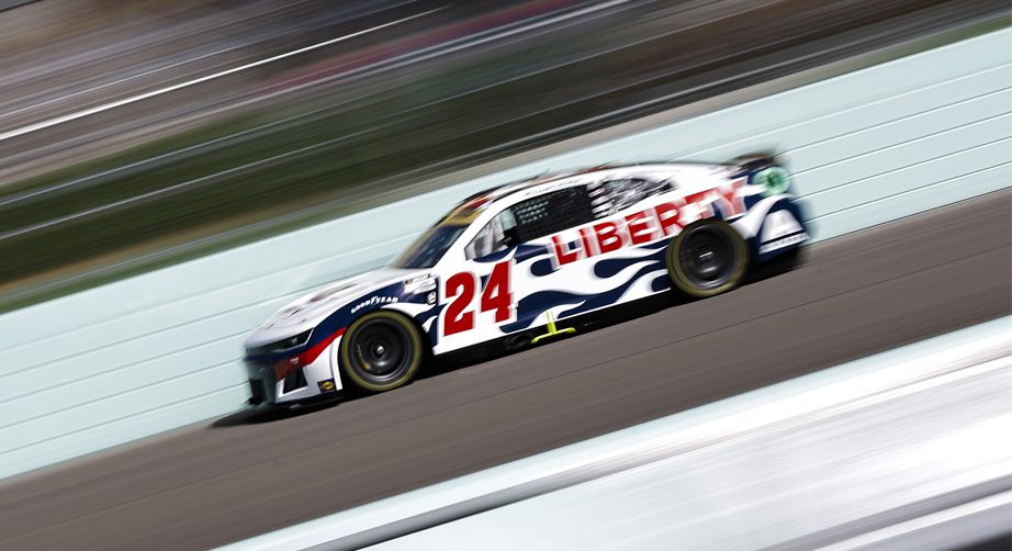 William Byron snags Busch Light Pole at Homestead | NASCAR