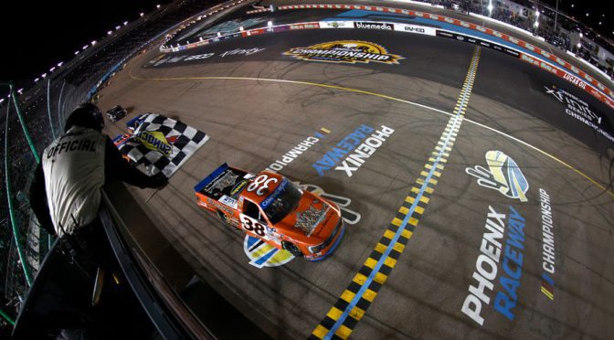 Zane Smith wins Truck finale at Phoenix en route to title | NASCAR
