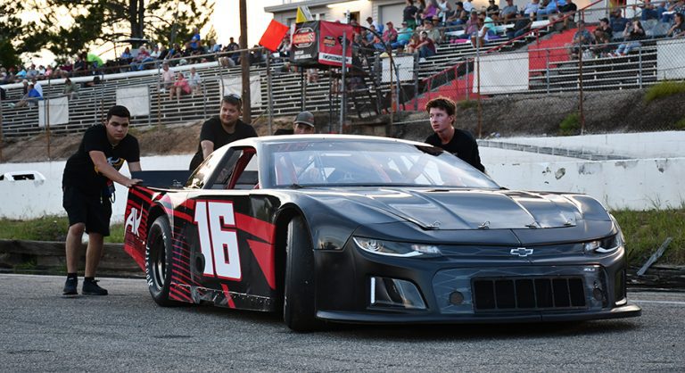 Florence champion Kade Brown ready to battle Dale Jr., more in South ...