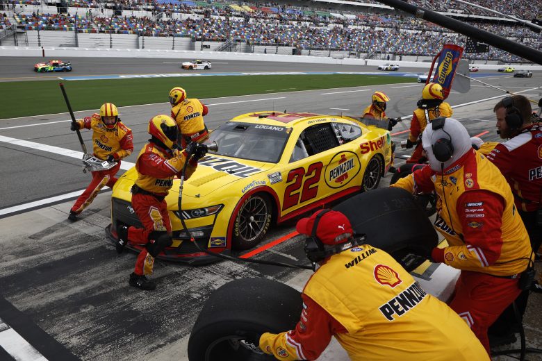 Fastest pit crews of the 2022 Cup Series season | NASCAR