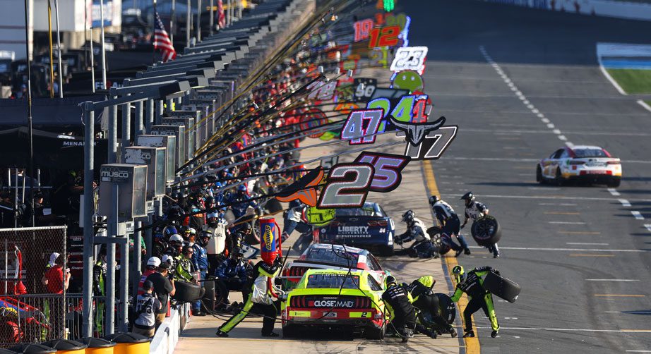 Fastest pit crews of the 2022 Cup Series season | NASCAR