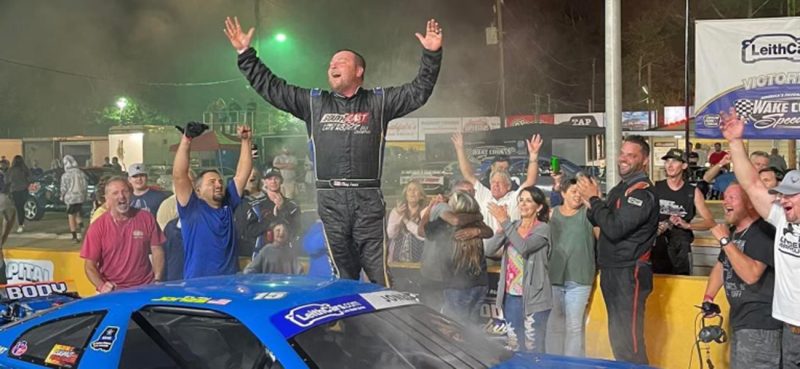 Clay Jones celebrates North Carolina state championship in career year ...