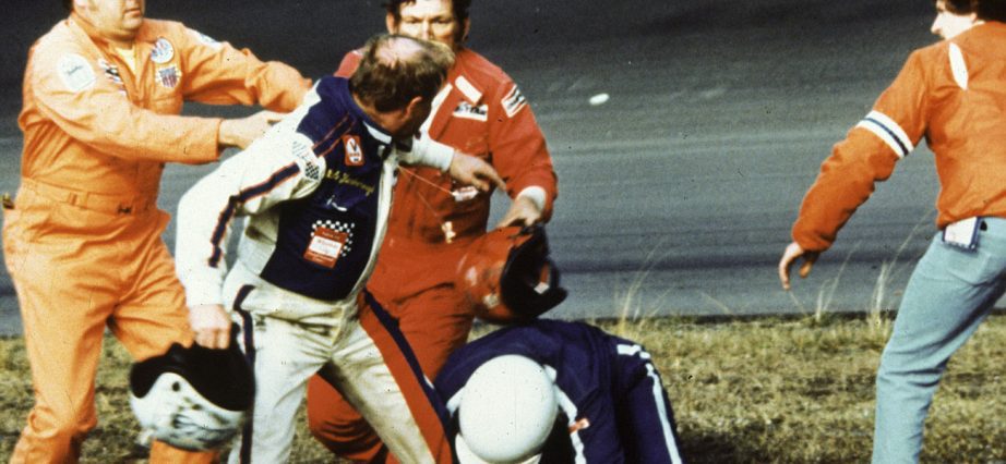 @nascarcasm scores legendary 1979 Daytona 500 fight | NASCAR