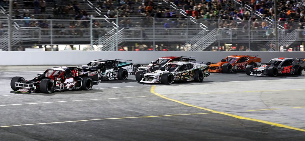 Longest season in nearly 20 years to challenge NASCAR Whelen Modified ...
