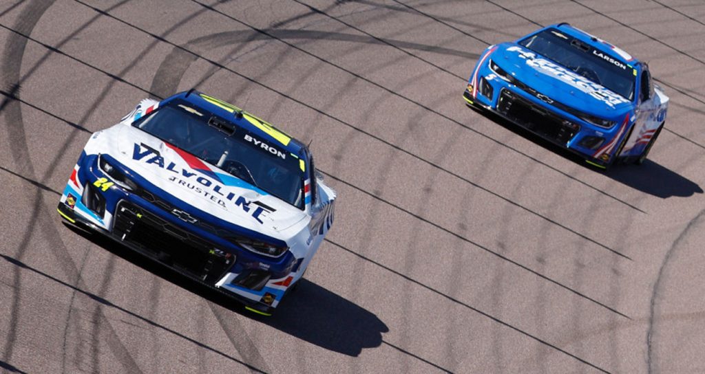 Byron proving capable of carrying Hendrick banner - NASCAR