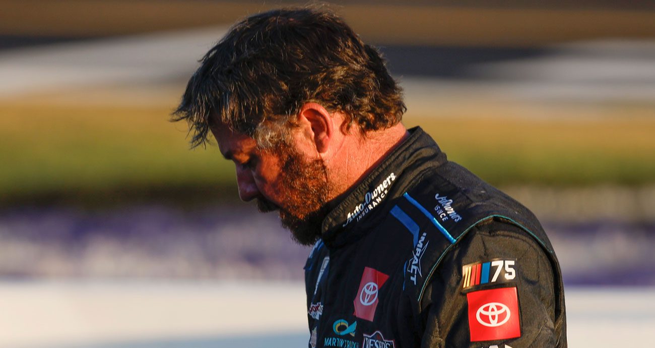 Truex Jr. unhappy after Richmond miscommunication | NASCAR
