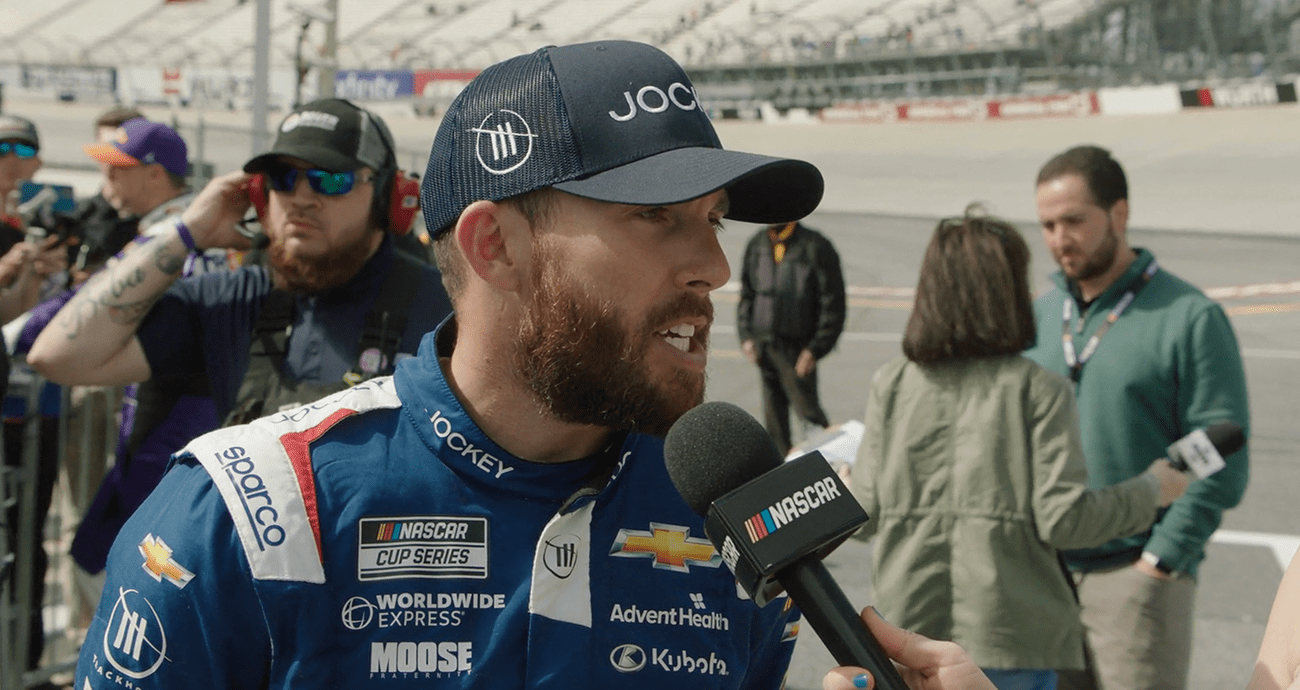 Chastain apologizes for incident with Poole, Larson | NASCAR