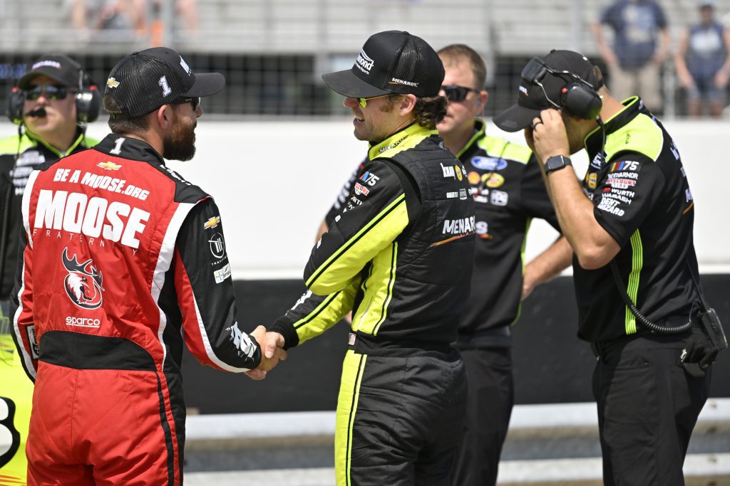 Blaney builds momentum, leaves St. Louis with points lead | NASCAR