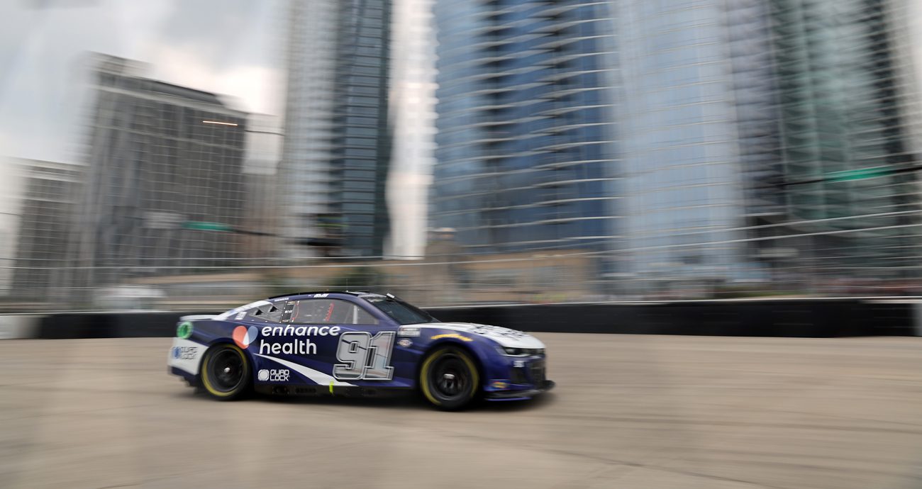 van Gisbergen wins Chicago Street Race in debut | NASCAR