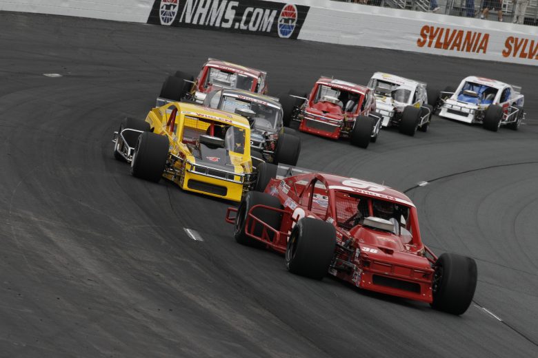 NASCAR Whelen Modified Tour racing at New Hampshire Motor Speedway ...