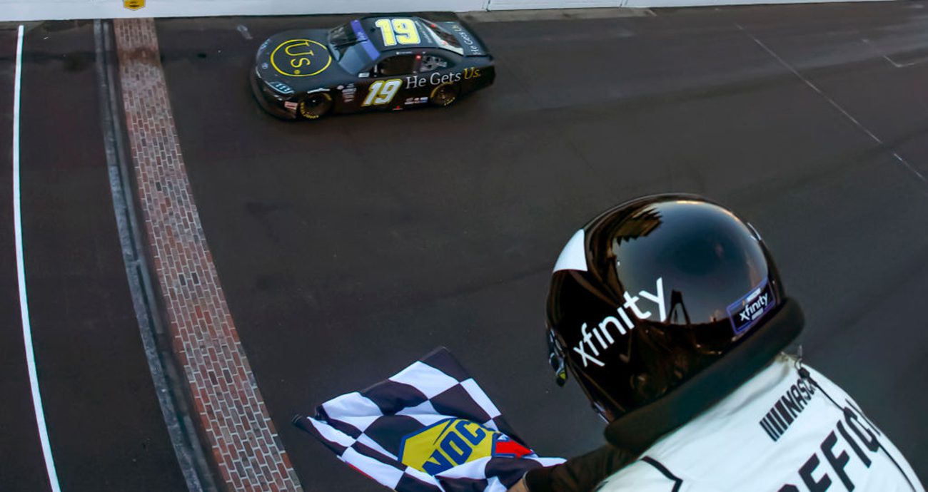 Ty Gibbs distances field, wins Xfinity race at Indy | NASCAR