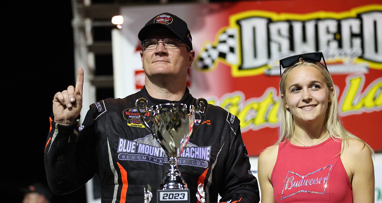 Ron Silk holds on at Oswego Speedway for 21st career Whelen Modified ...