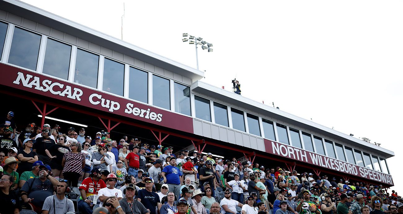 PIT BOX: NASCAR Whelen Modified Tour set for historic debut at North ...