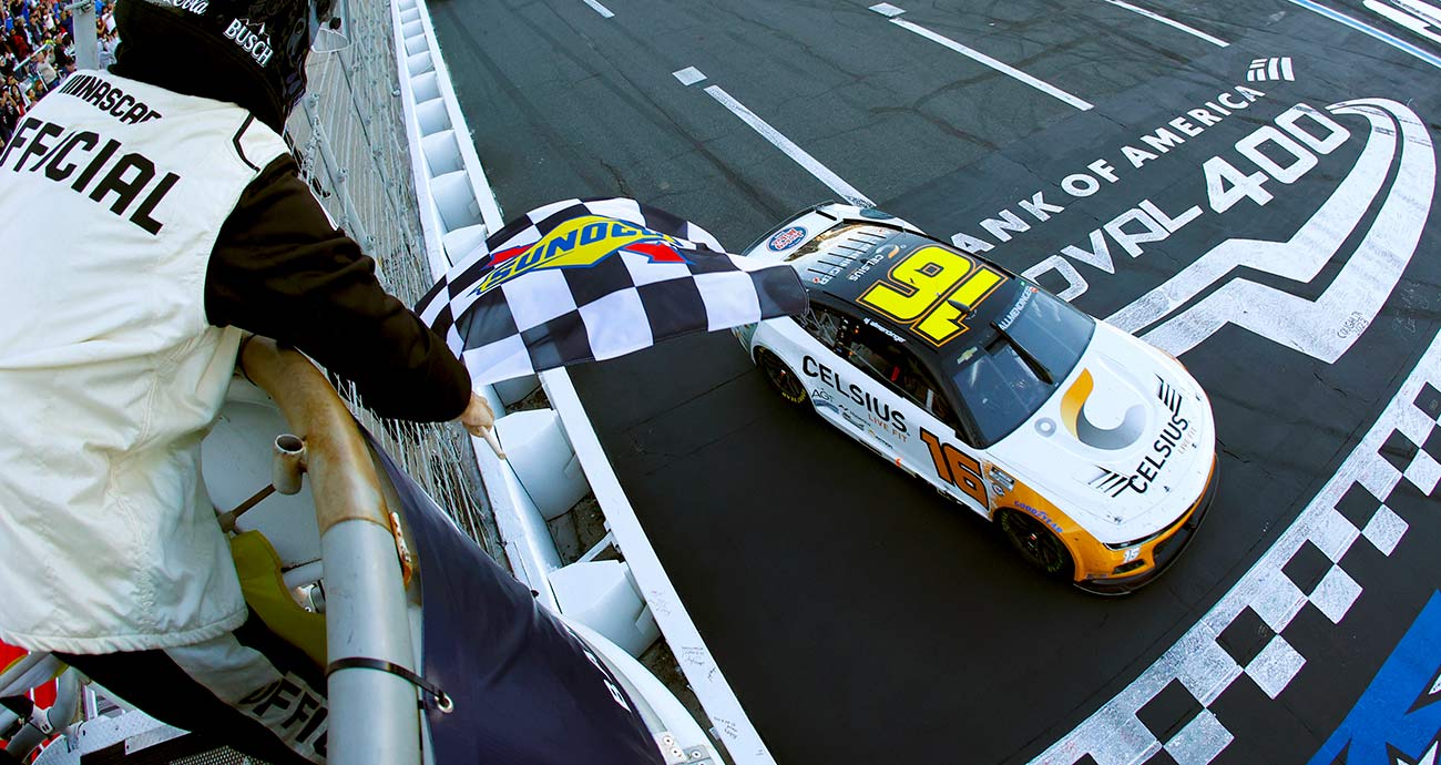 AJ Allmendinger holds off Byron for Charlotte Roval win | NASCAR