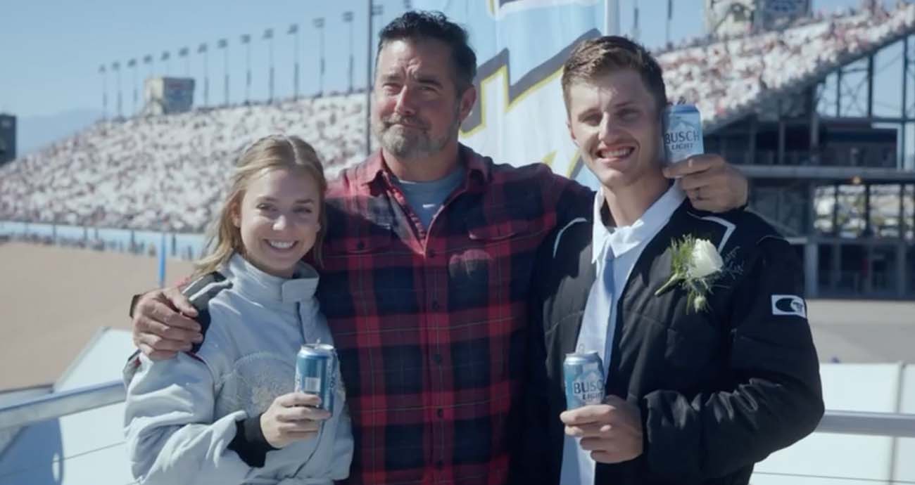 Busch Light hosts the fastest wedding in Vegas - Official Site Of NASCAR