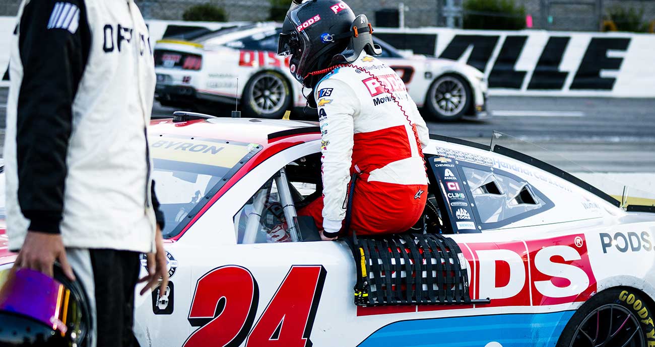 William Byron in, Denny Hamlin out after Martinsville | NASCAR