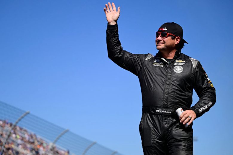 Phoenix Raceway - NASCAR Cup Series Championship Race - Official Site ...