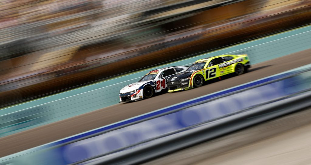 Blaney, Byron balance unique dynamic in Cup title hunt - NASCAR