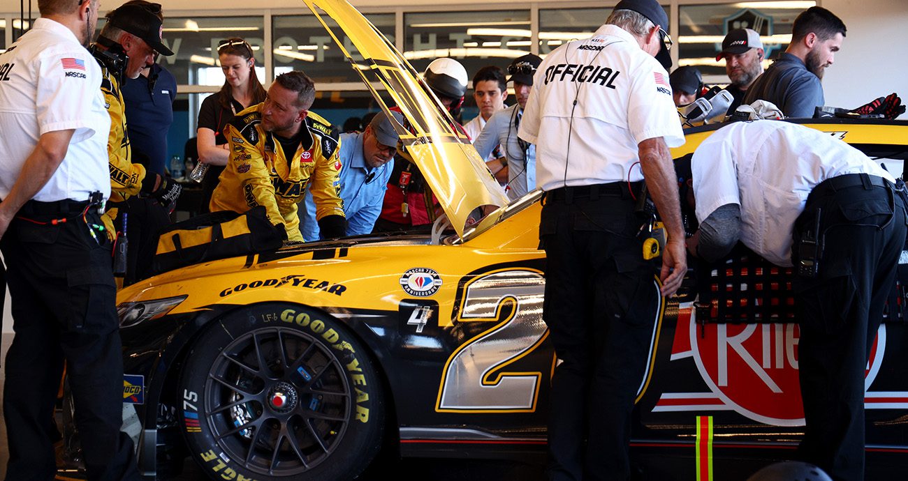 Christopher Bell's title hopes end in Stage 2 at Phoenix - NASCAR