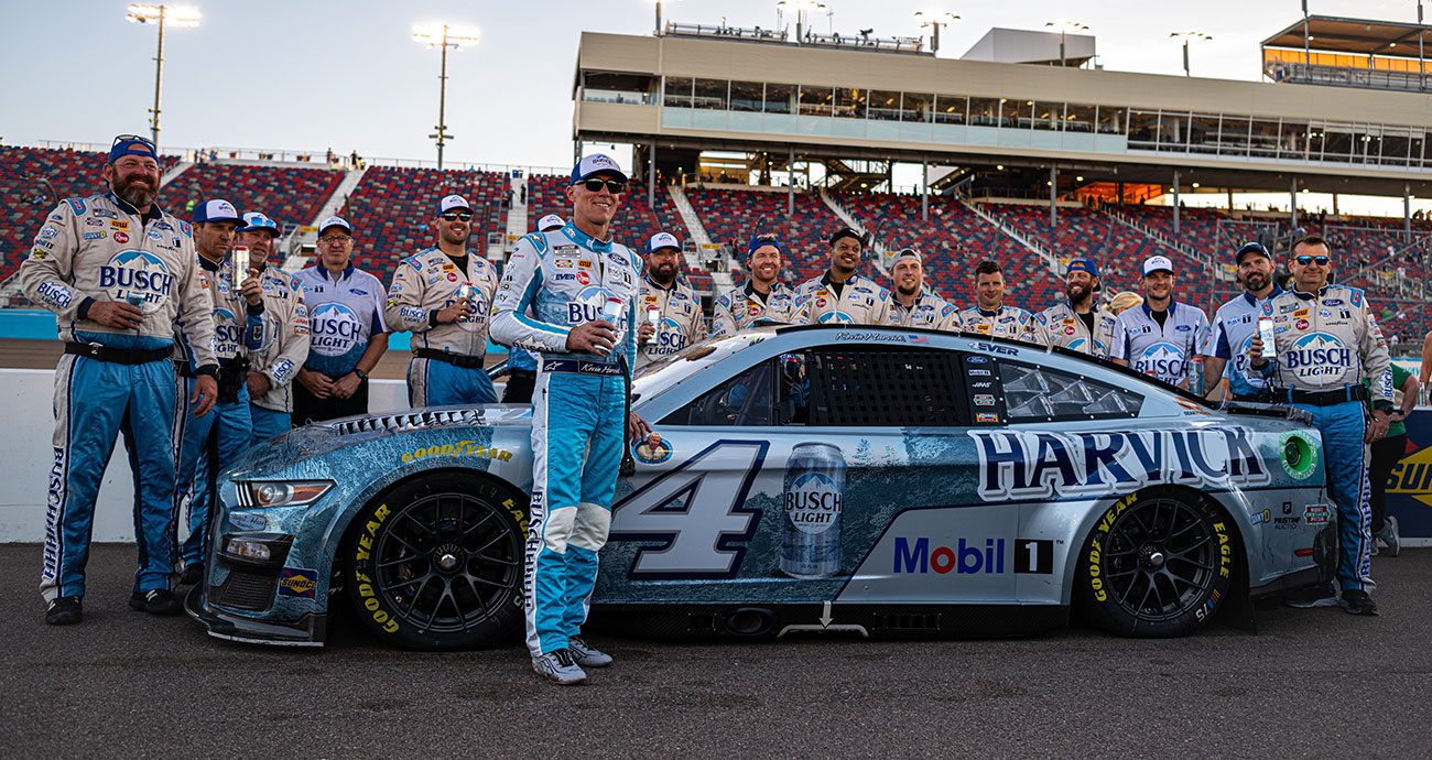Kevin Harvick wraps Cup Series career at Phoenix | NASCAR