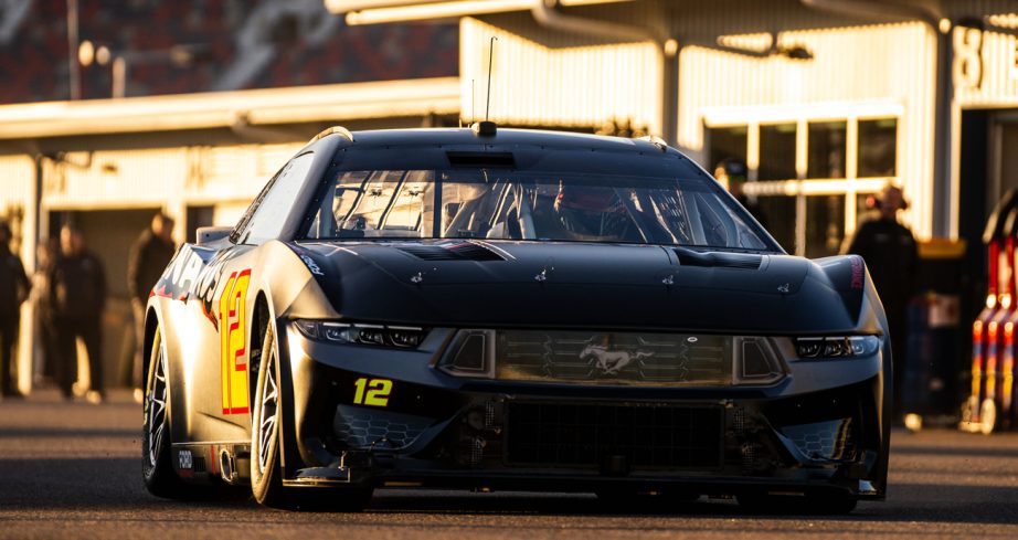 Scenes from Cup Series testing at Phoenix Raceway - NASCAR