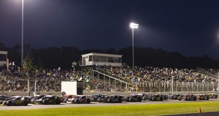 NASCAR Whelen Modified Tour at Thompson Speedway Motorsports Park ...