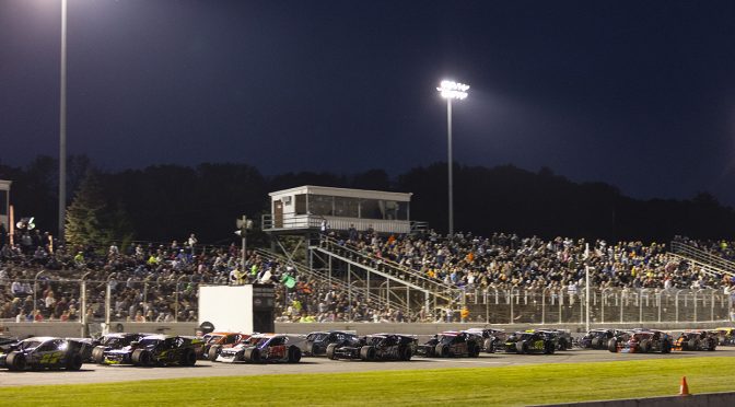 NASCAR Whelen Modified Tour at Thompson Speedway Motorsports Park ...
