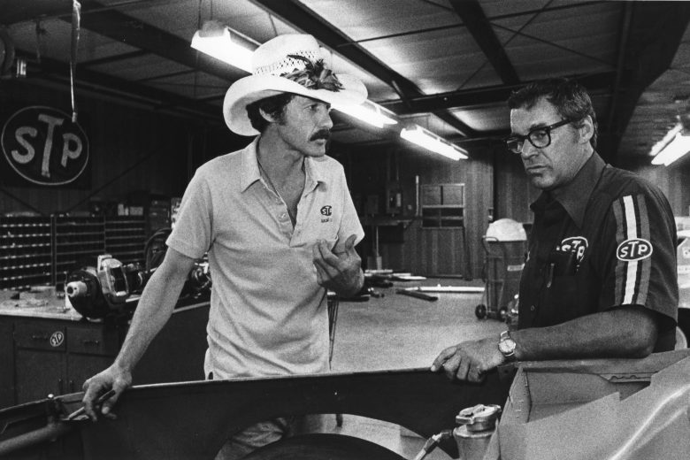 Hall of Fame crew chiefs, mechanics and engine builders - NASCAR