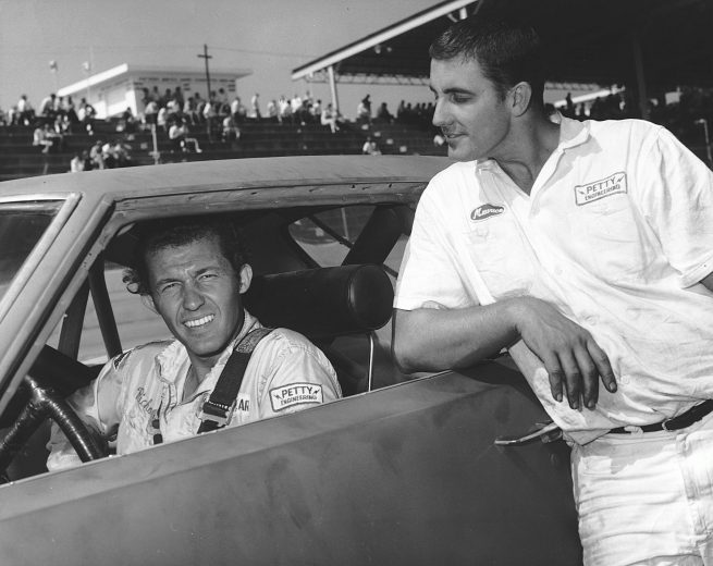 Hall of Fame crew chiefs, mechanics and engine builders - NASCAR