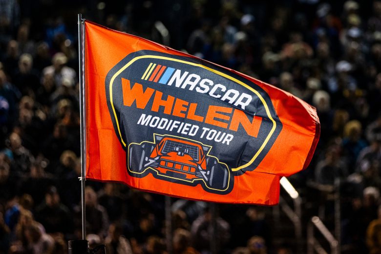 Behind the scenes from the NASCAR Whelen Modified Tour opener at New ...