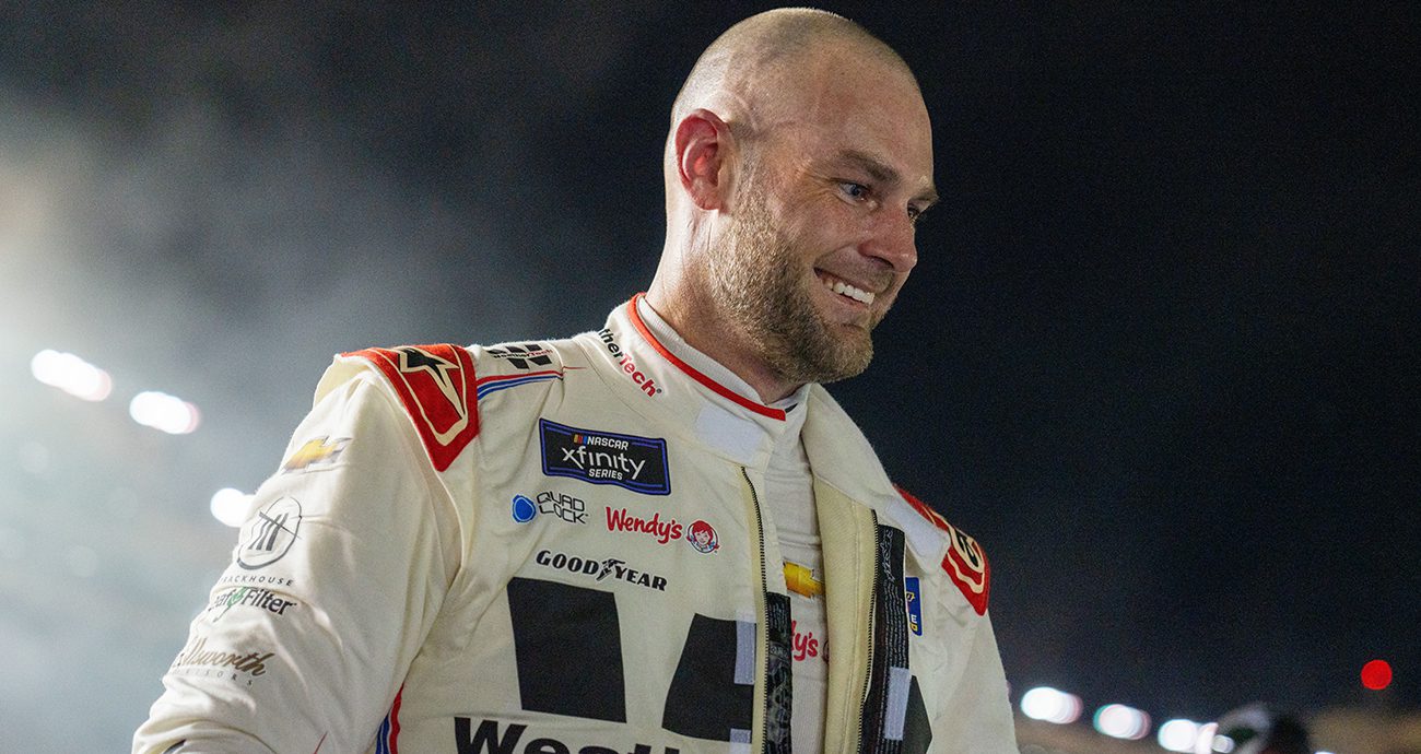 Van Gisbergen scores third-place finish at Atlanta - NASCAR