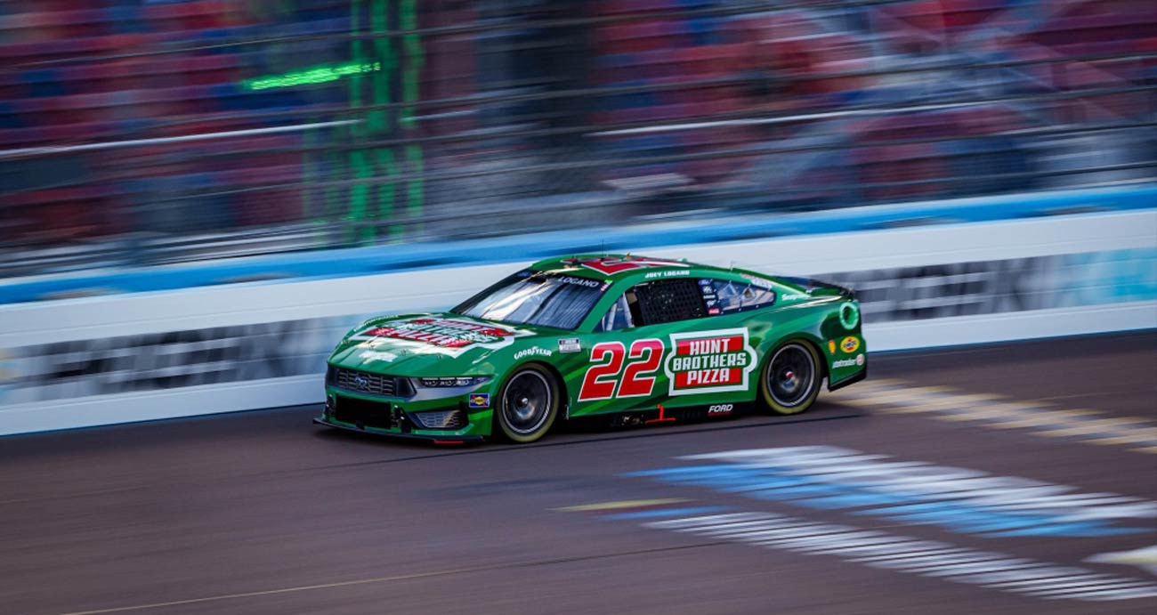 Logano leads Friday Cup Series practice at Phoenix | NASCAR