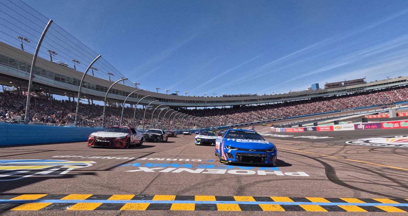 What to Watch: Title-fight preview ahead at Phoenix? | NASCAR