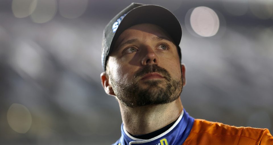 Rookie Josh Berry on rough start: 'Cup racing is hard' | NASCAR