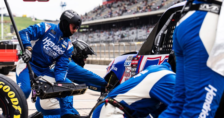 Pit crewmen's endurance pays off in Austin tripleheader | NASCAR