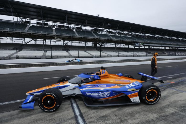 Kyle Larson at Indianapolis 500 open test | NASCAR