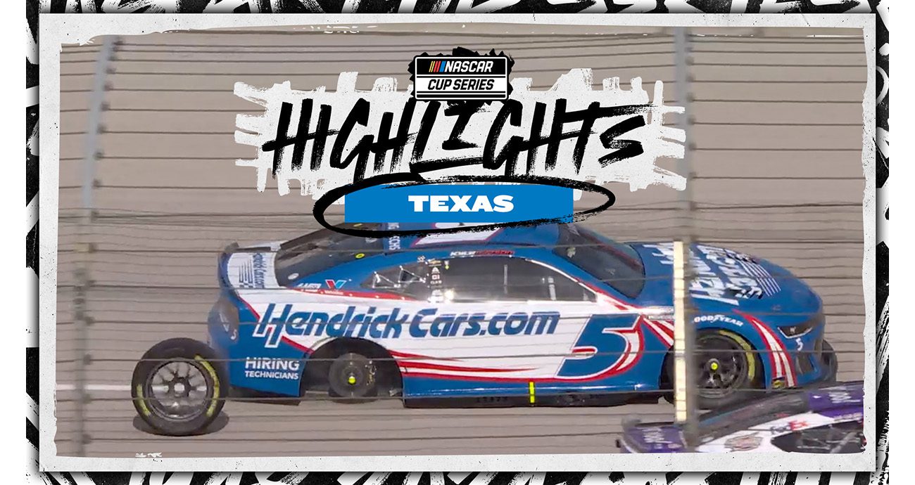 Loose wheel for Larson results in two-lap penalty | NASCAR