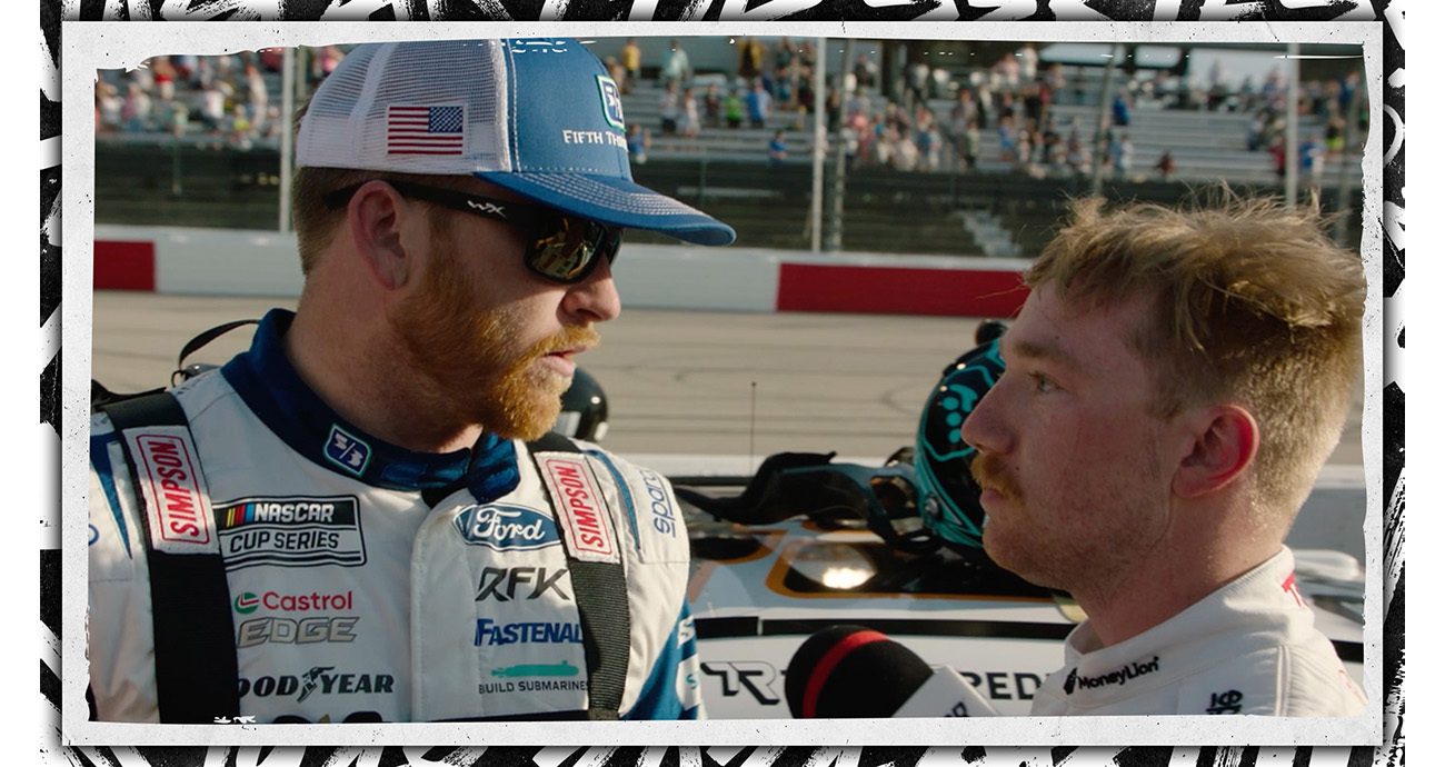 Exclusive angle of Buescher vs. Reddick at Darlington | NASCAR