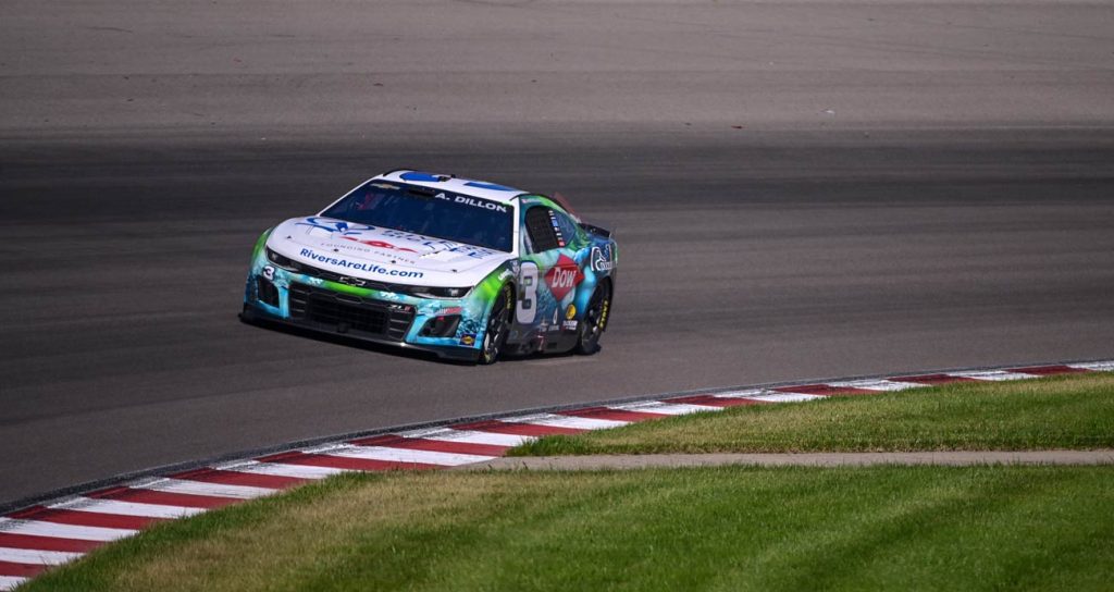 Three Up, Three Down: Drivers in focus after Gateway | NASCAR