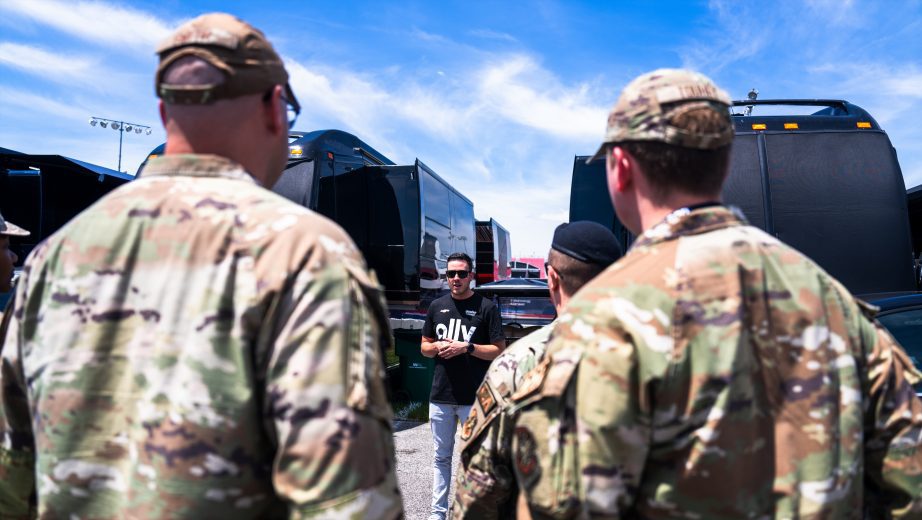 NASCAR Salutes: Troops to Track honors U.S. Armed Forces | Official ...