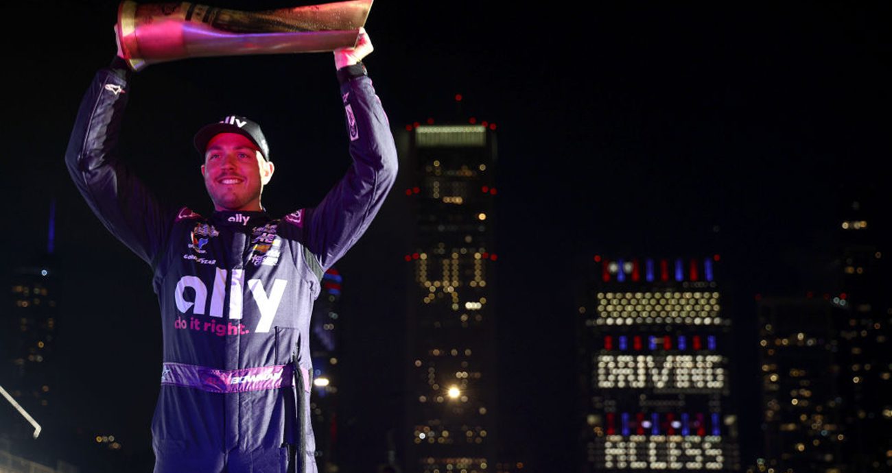 Alex Bowman wins Chicago Street Race | NASCAR
