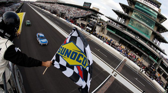 Kyle Larson surges to front late, wins first Brickyard 400 - NASCAR