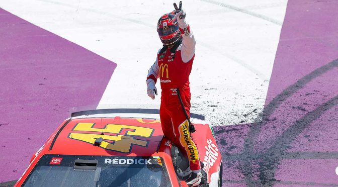 Tyler Reddick fends off Byron, rolls to Michigan win | NASCAR