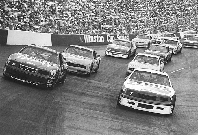 Classics: Races to watch before Bristol playoff race | NASCAR