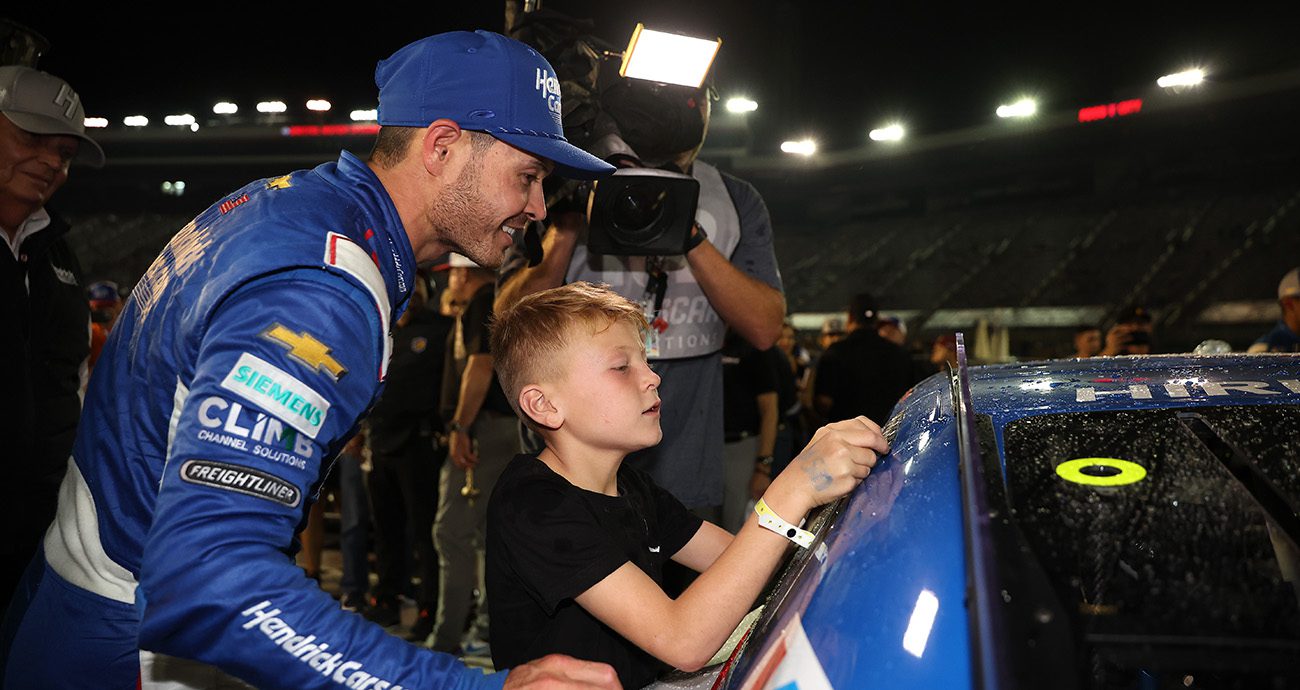 Kansas Turning Point: What can't Kyle Larson do? | NASCAR