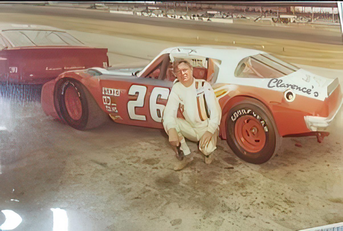 The wings fly again: Peyton Sellers honoring Ray and Roy Lee Hendrick ...