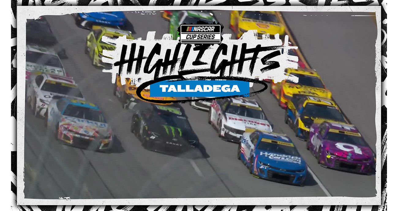 Four-wide and organized: Drivers battle for the lead in Stage 1 - NASCAR